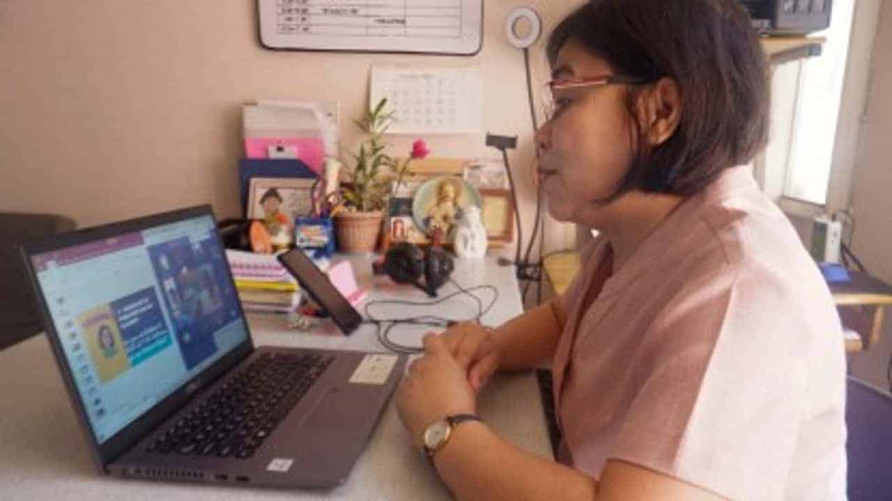 8 Simple Ways to Make Teachers Happy