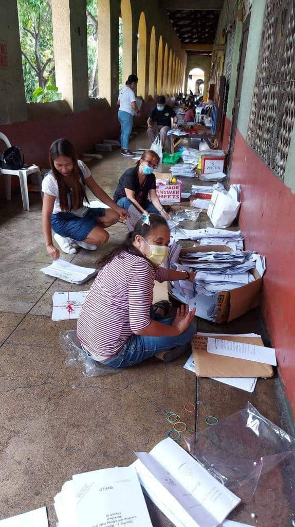 Procurement of Public School Textbooks in the Philippines Faces Delays ...